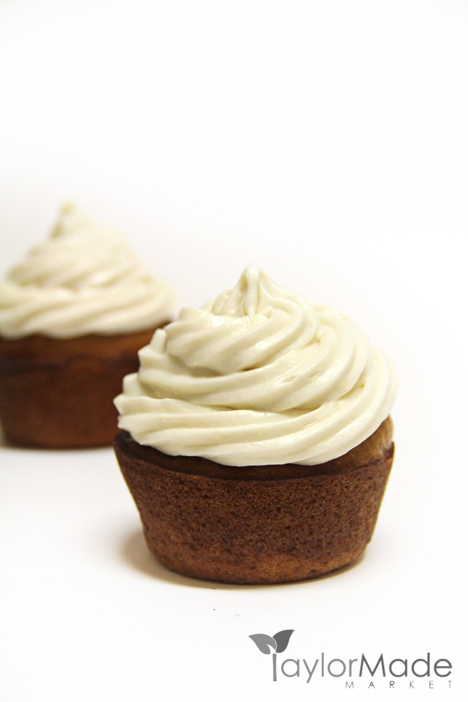 Banana Bread Cupcakes with Maple Cream Cheese Frosting – TaylorMade Market